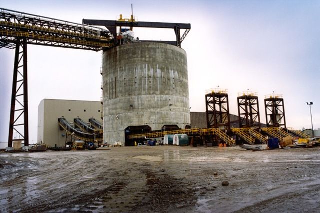 Shell produces 500 millionth oilsands barrel | Calgary Herald