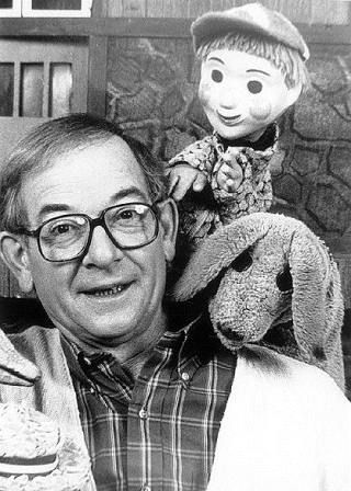 Move aside Casey and Finnegan: War Horse features a new generation of ...