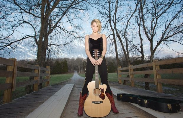 Calgary country singer Trinity Bradshaw sets her sights on the ...