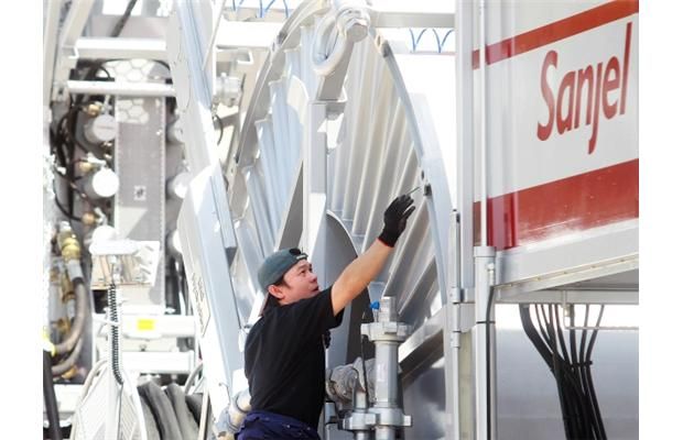 Sanjel plans fracking fleet expansion Customer demand drives 120,000 h ...