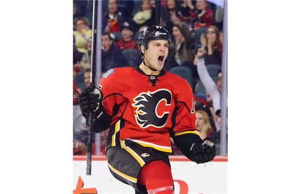 Better late than never — Flames re-sign gritty Lance Bouma | Calgary Herald