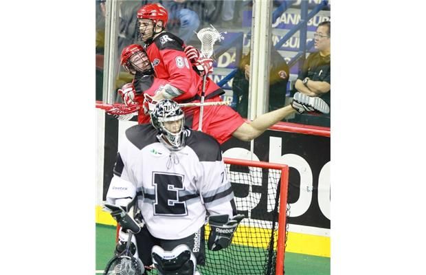 Calgarians ride their bikes through the season's first blast of winter ...
