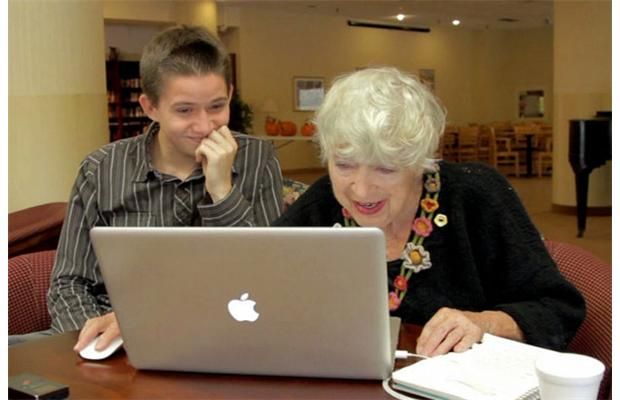 Student mentors help seniors share technology | Calgary Herald