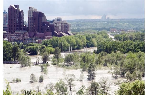 Even more incredible flood photos | Calgary Herald