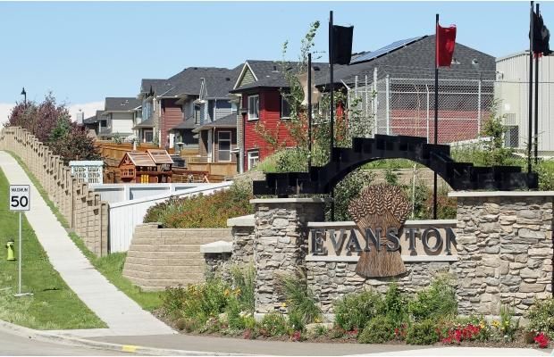 New duplexes unveiled in Evanston | Calgary Herald