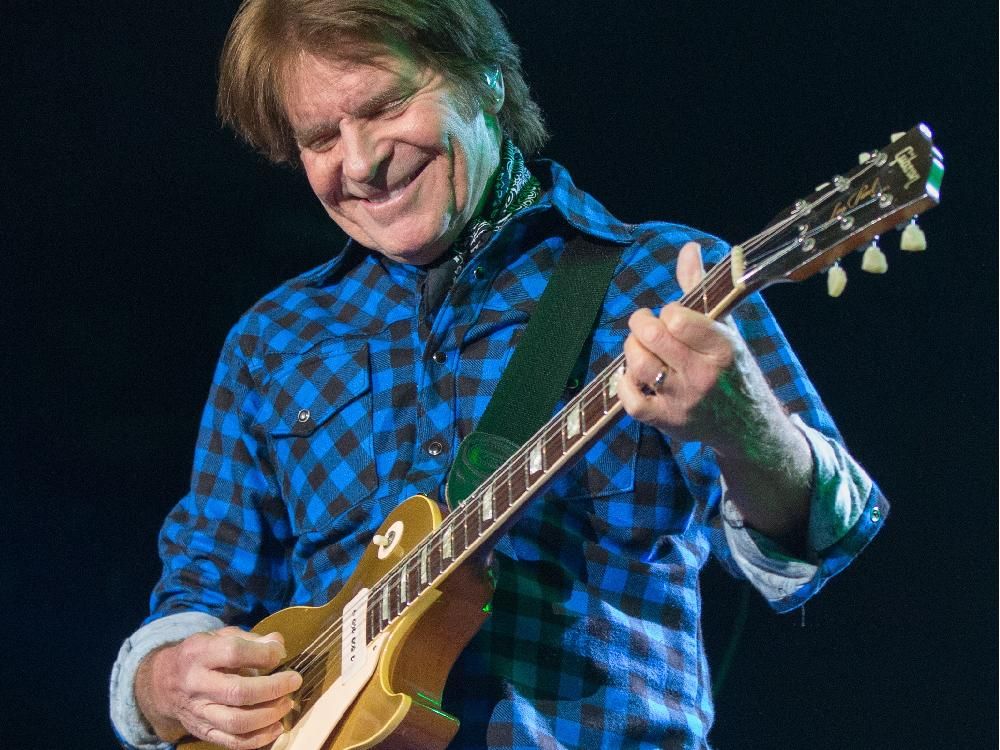 Review: Fogerty takes crowd back to 1969 with timeless, timely and ...