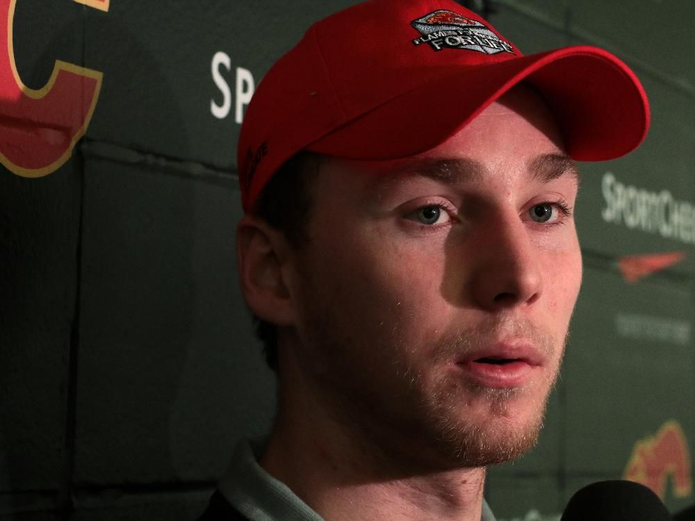 Flames Insider: Top prospect Bennett skating with the team now ...