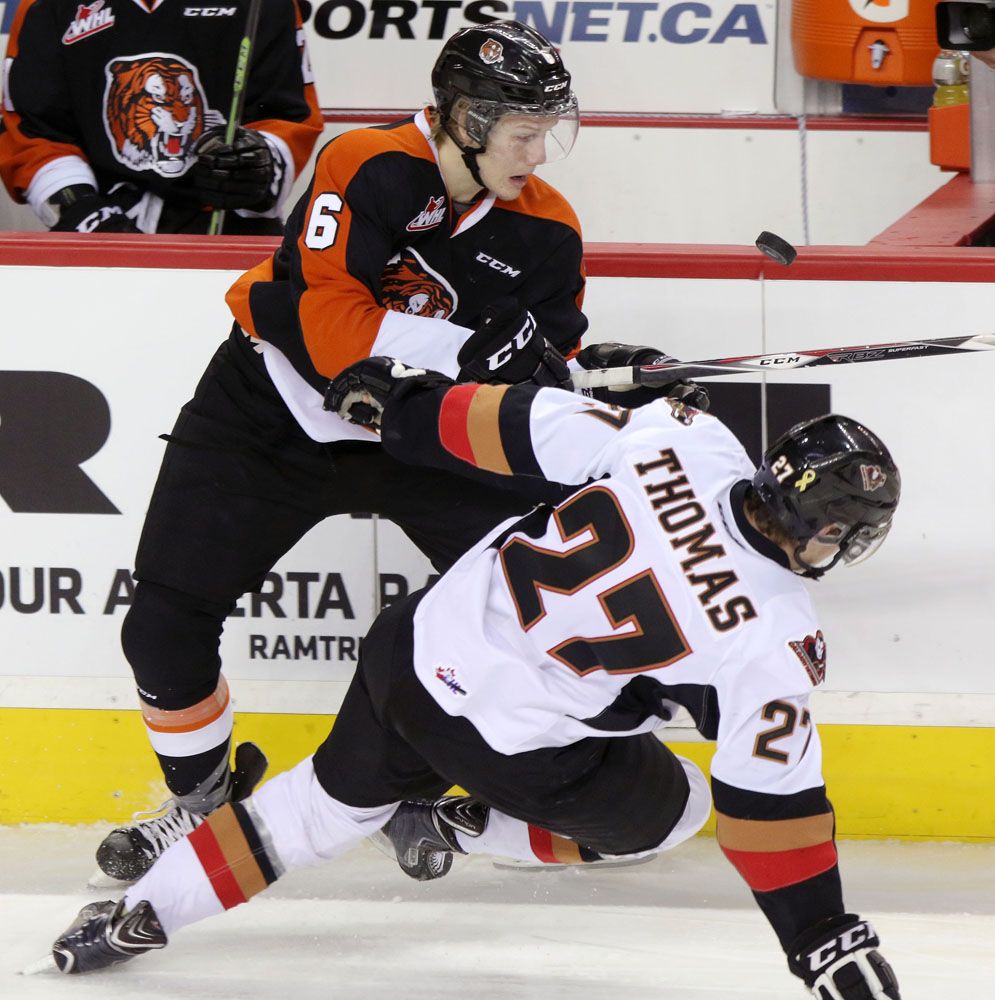 Gallery: Calgary Hitmen vs Medicine Hat Tigers | Calgary Herald