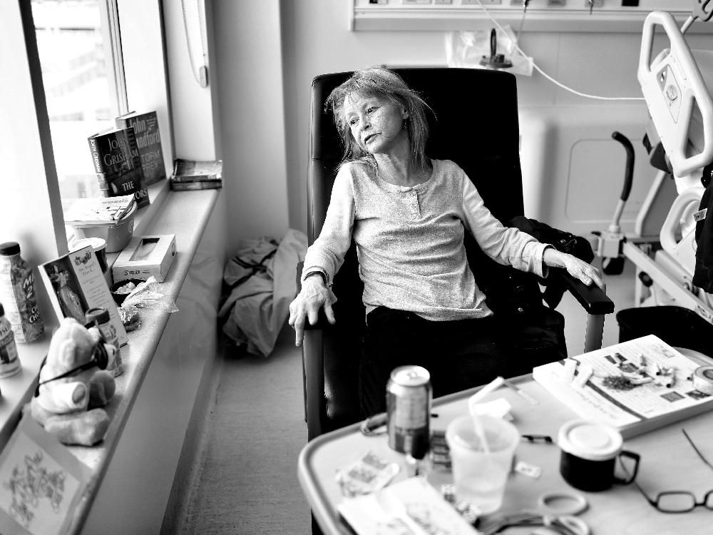 Suffering from cancer, Barbi Harris spent her last days sharing her ...