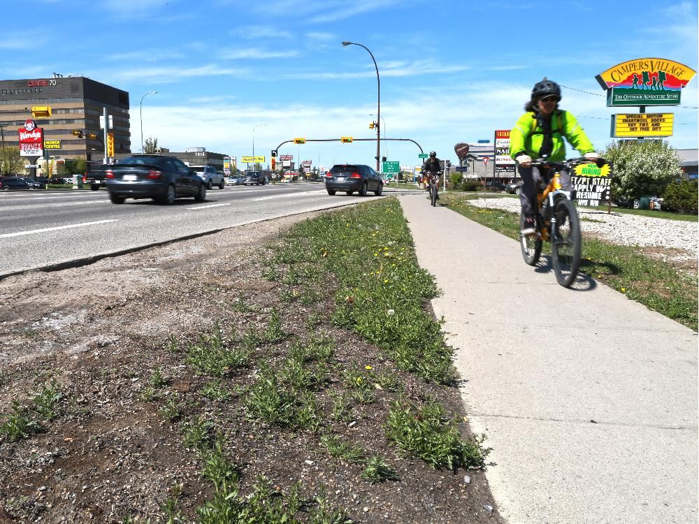 Pathways to line Macleod Trail as planners scale back street plan ...