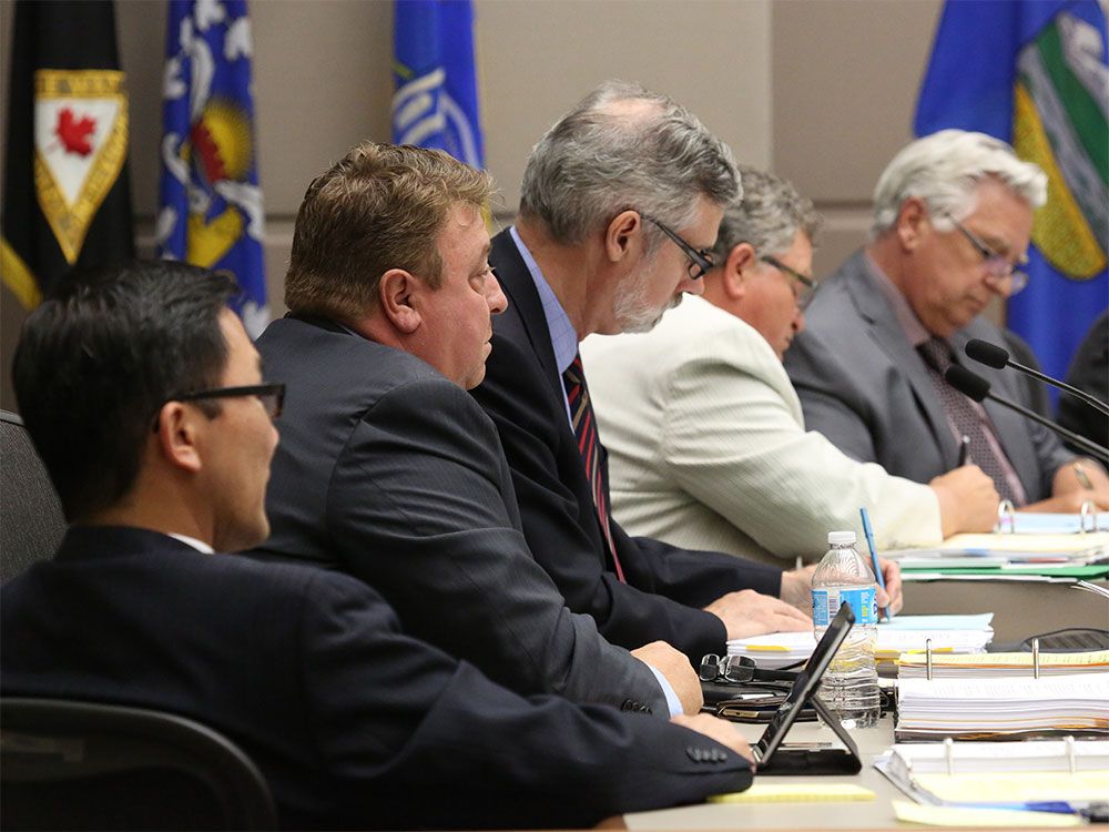 Paskapoo Slopes development gets initial Calgary council approval ...