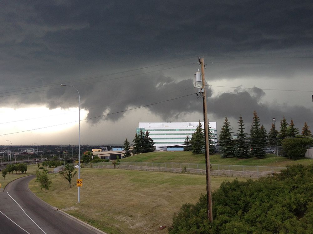 Gallery: Your photos of Tuesday's thunderstorm | Calgary Herald
