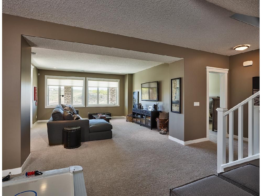 Albi's stunning Valley Pointe Estates bungalow | Calgary Herald