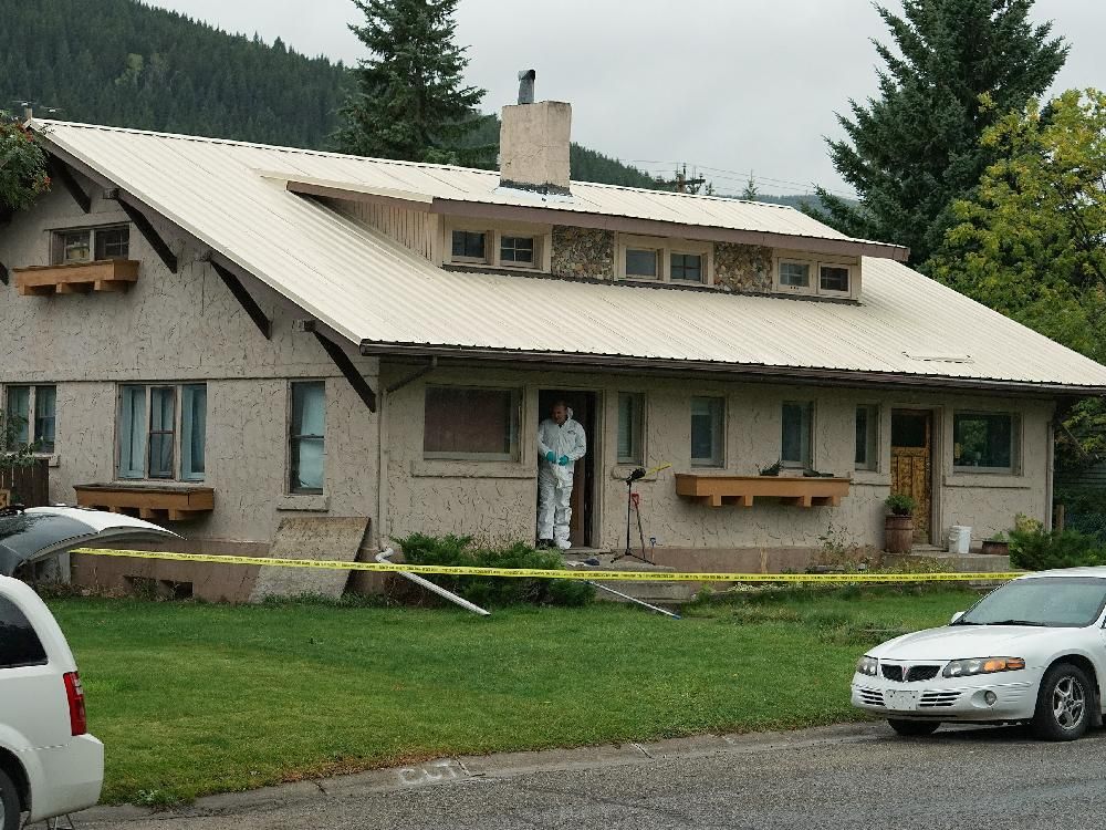 RCMP say father of missing girl found dead in Blairmore | Calgary Herald