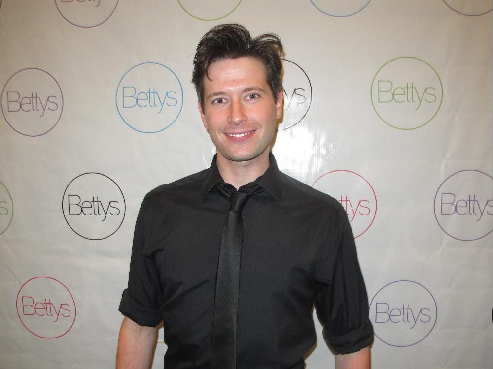 Bettys honours brightest stars | Calgary Herald