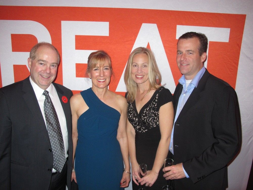 British Consul hosts Bond premiere | Calgary Herald