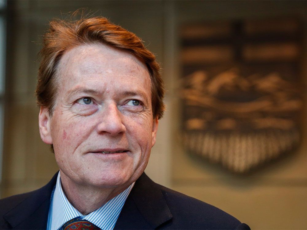 Journalism ethics expert in 'Scud Stud' defamation case defends column ...