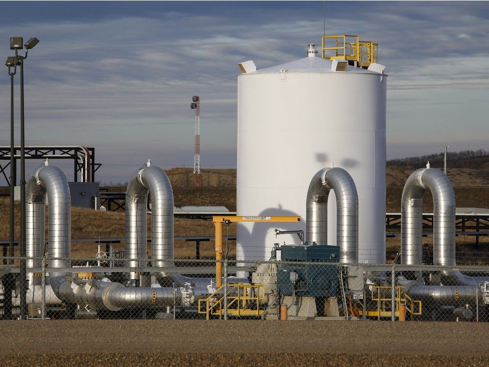 Strong bitumen blending prices expected to continue to hurt oilsands ...