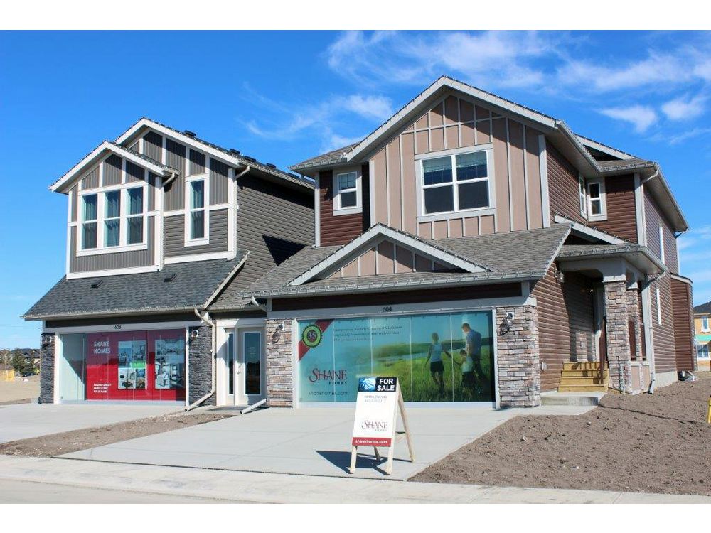 Midtown starts to get 'vertical' with new show homes | Calgary Herald