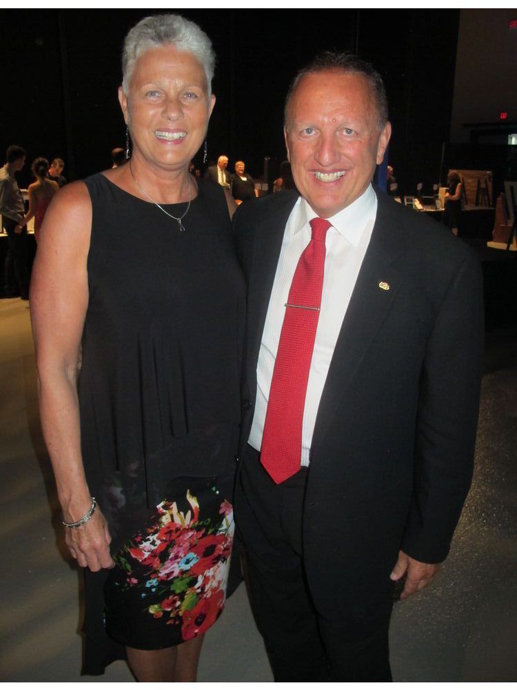 Bill Brooks: AARC gala fights for lives | Calgary Herald