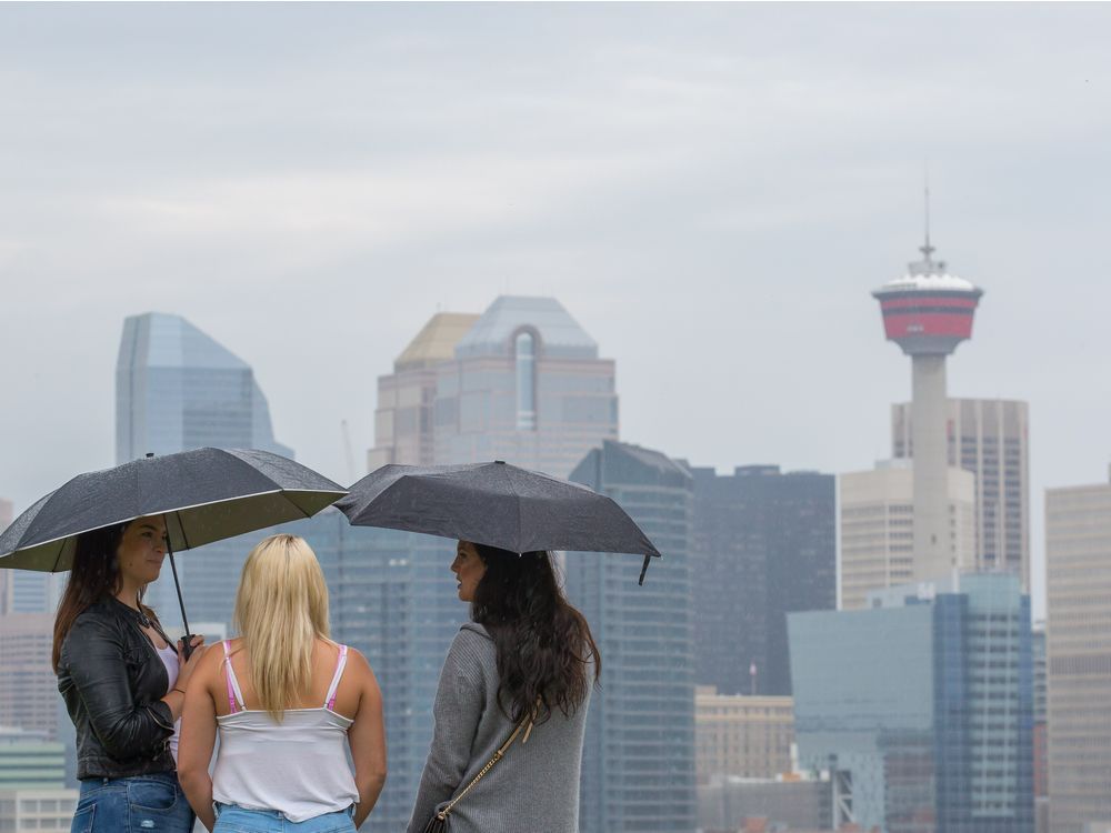 Calgary hit with another summer storm | Calgary Herald