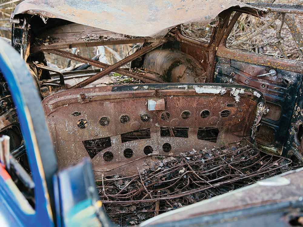 Gallery: Paskapoo Slopes an unlikely auto graveyard | Calgary Herald