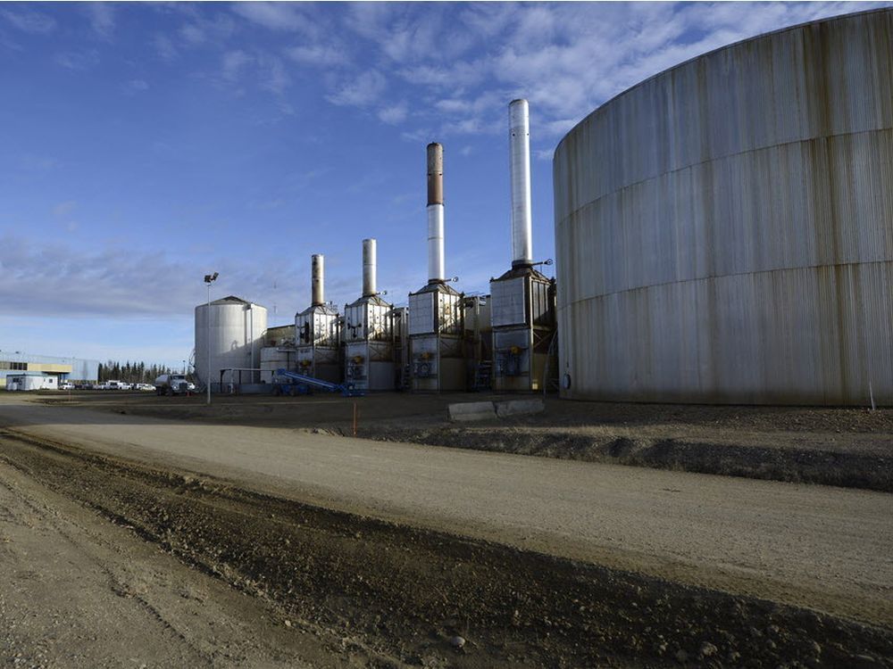 Calgary green power company buys half-built oilsands power plant from ...
