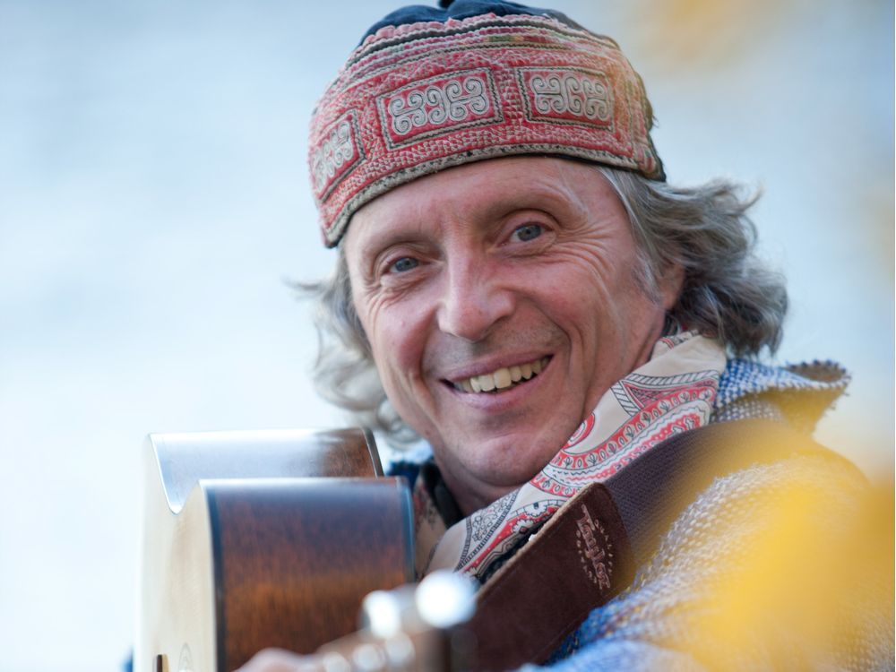 Folk veteran and politician James Gordon mixes the personal and ...