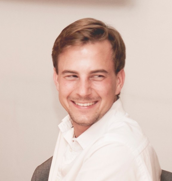 Is it better to finance your business with your own money or debt ...