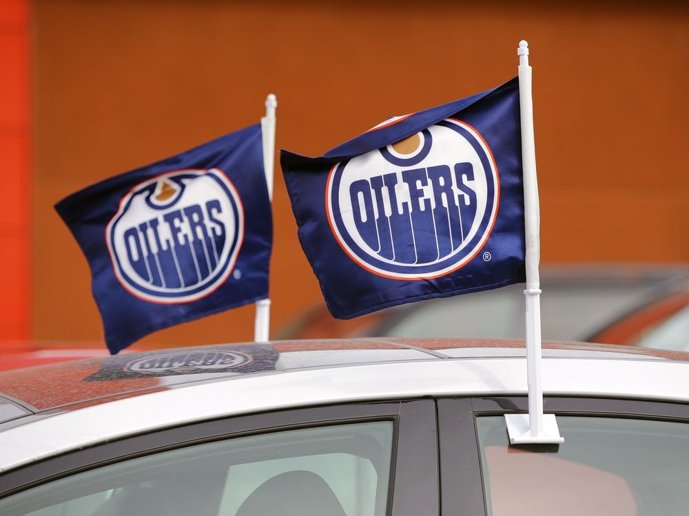 Calgary police truck sporting Edmonton Oilers flag causes fan flap ...