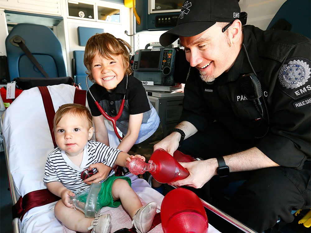 Calgary EMS offer locals a look inside ambulances for EMS Fleet Days ...
