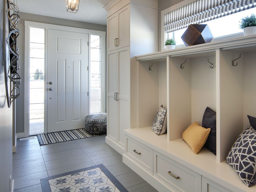 Cedarglen Homes puts on a show with Macleod 2 | Calgary Herald