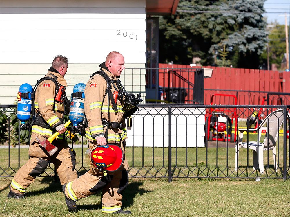 Firefighters rescue man from southeast house fire | Calgary Herald