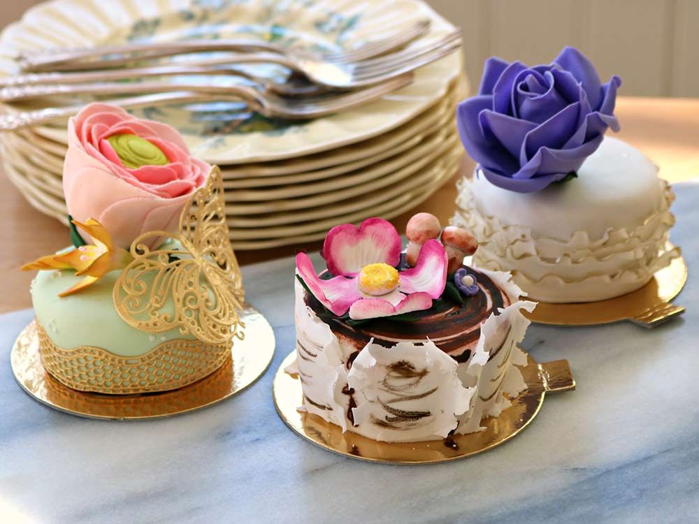 SAIT students' tiny cakes perfect for your lunch break | Calgary Herald