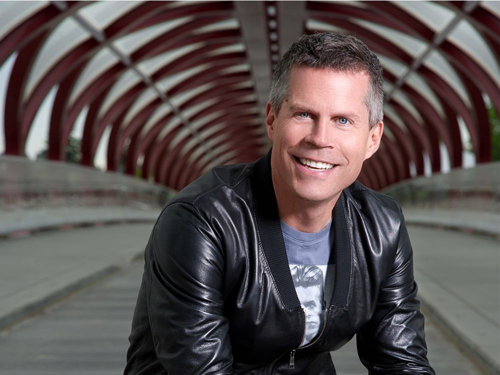 How Dave Kelly prepares to host Ellen DeGeneres, and 15,000 of her fans ...