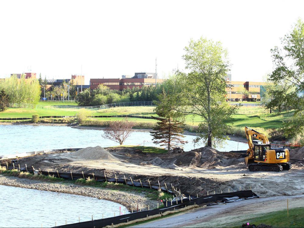 City of Calgary hopes to stanch red ink from McCall Lake golf course ...