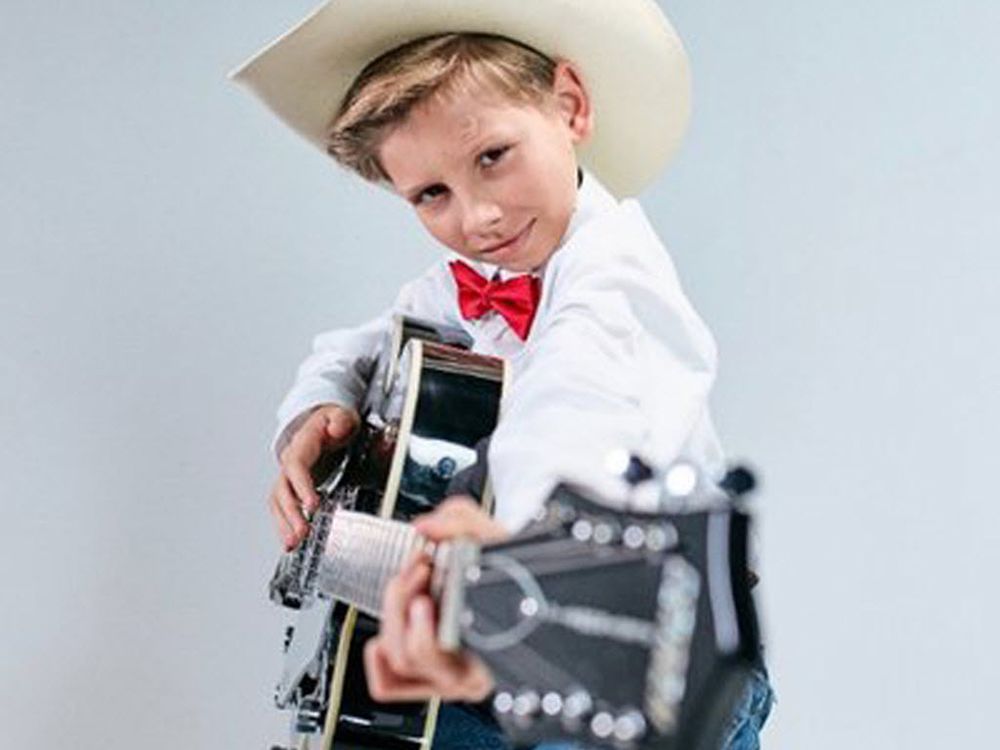 Yodel Boy Mason Ramsey to perform at Cowboys for Calgary Stampede ...