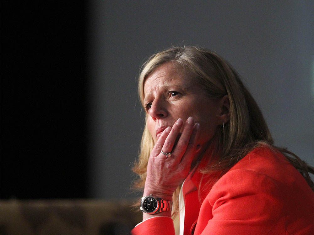 Moran sells Olympic bid to biz crowd; tells executives to vote yes ...