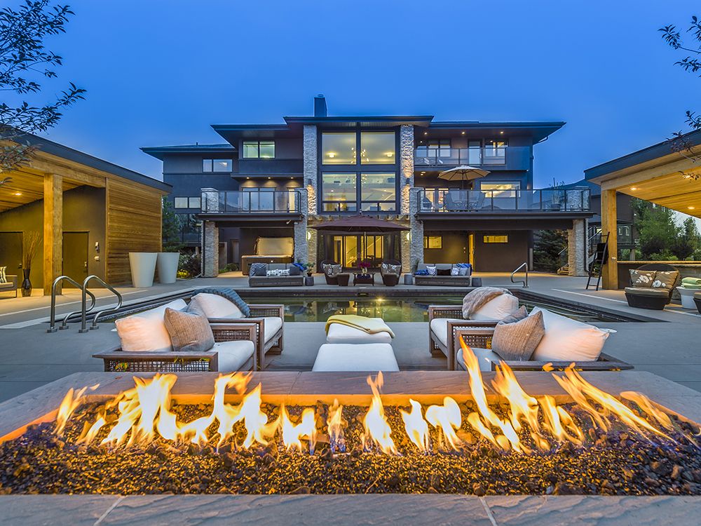 Create spectacular spaces for outdoor living | Calgary Herald