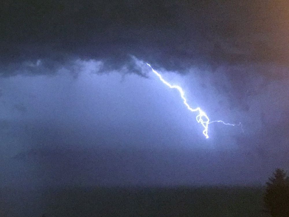 Calgarians share images from impressive Sunday night thunderstorm ...