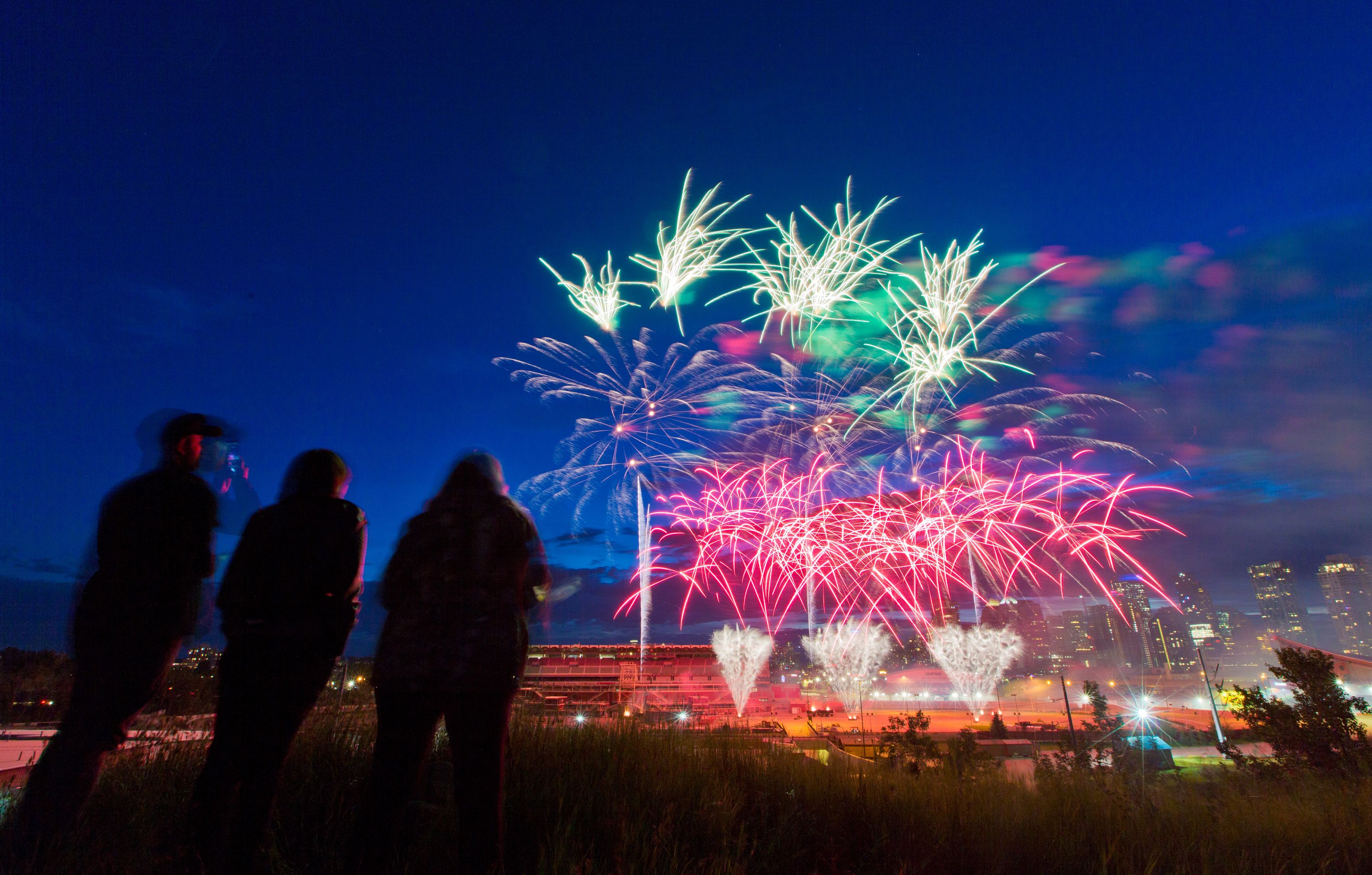 Fireworks bring Stampede spirit to Calgary | Calgary Herald
