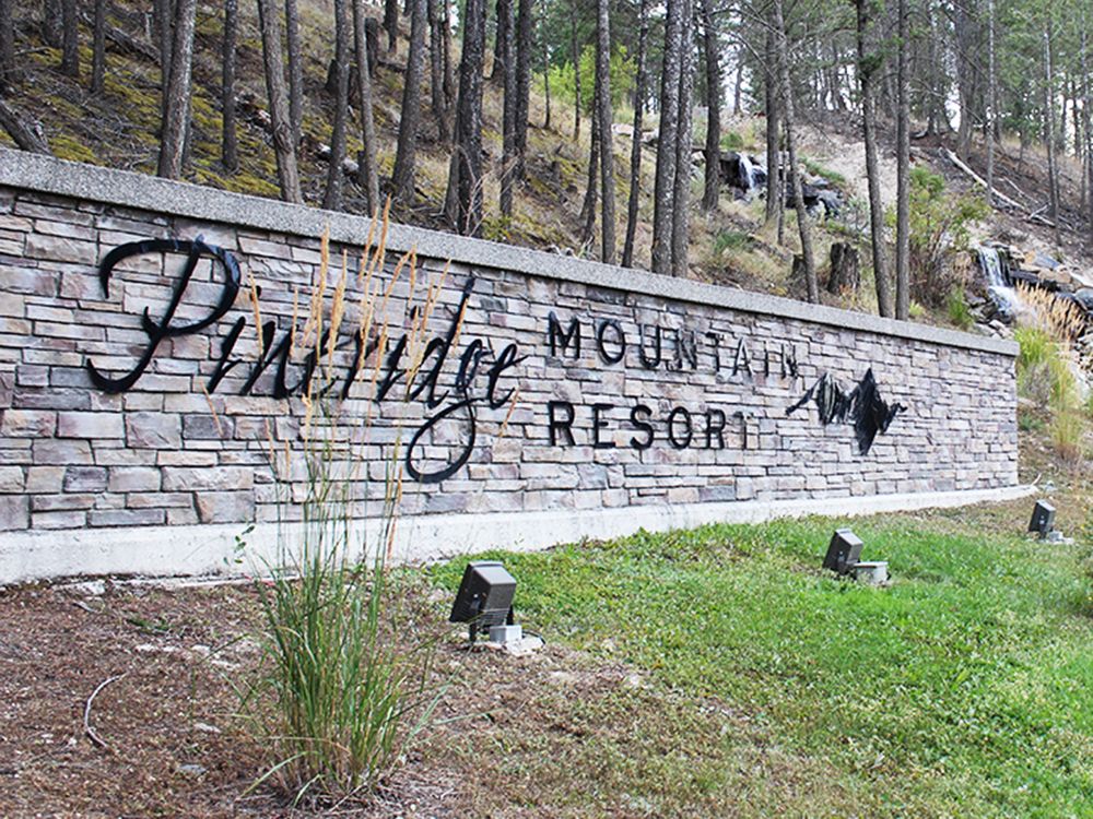 Sponsored: Pineridge Mountain offers stunning vistas and luxury living ...