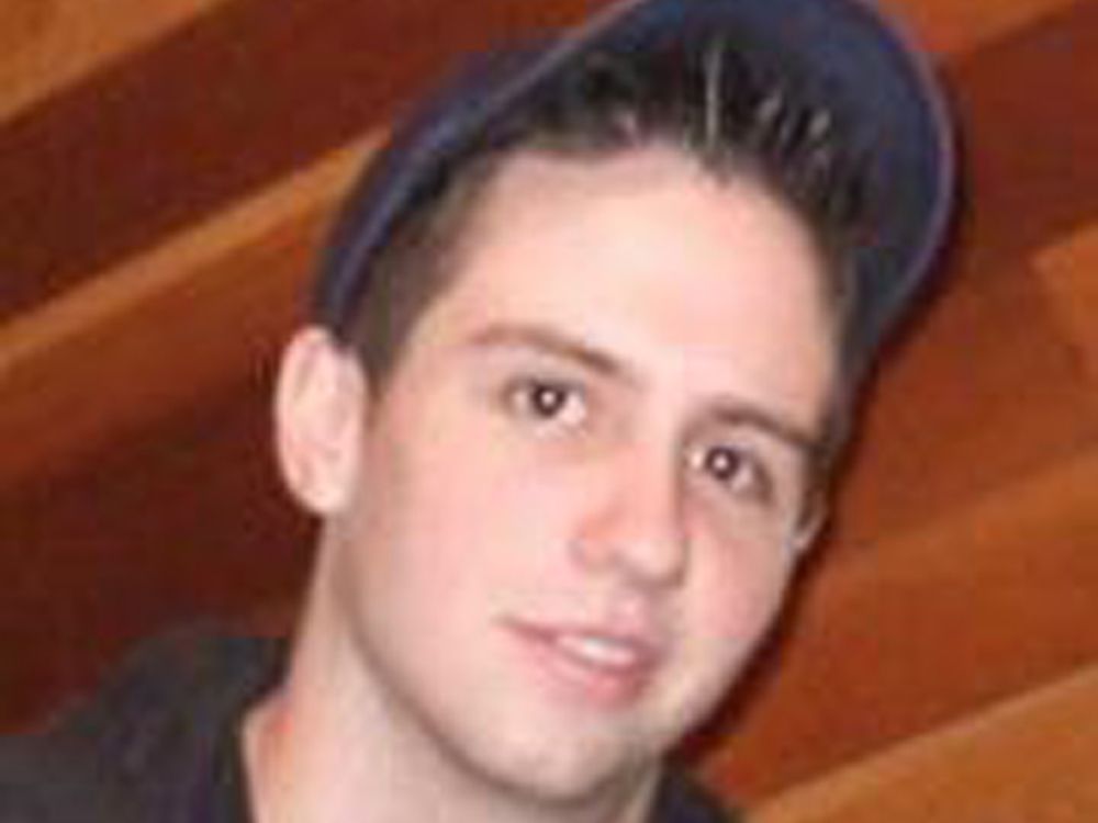 Convicted murderer sold cocaine to undercover officer, court hears ...