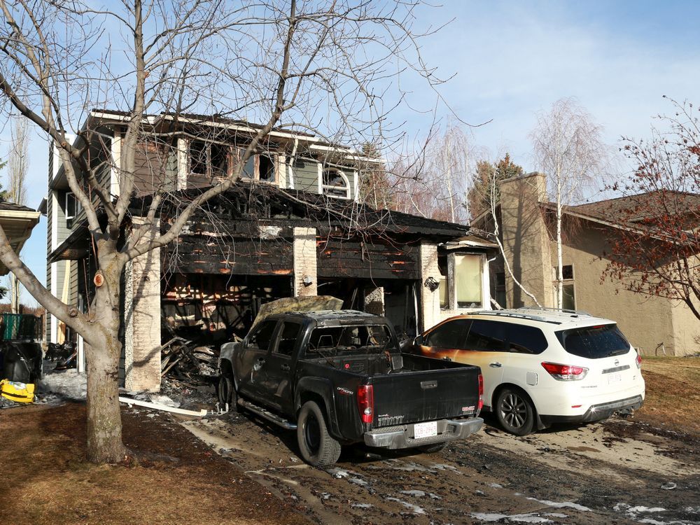 Six escape Wednesday morning house fire in Shawnee Slopes | Calgary Herald