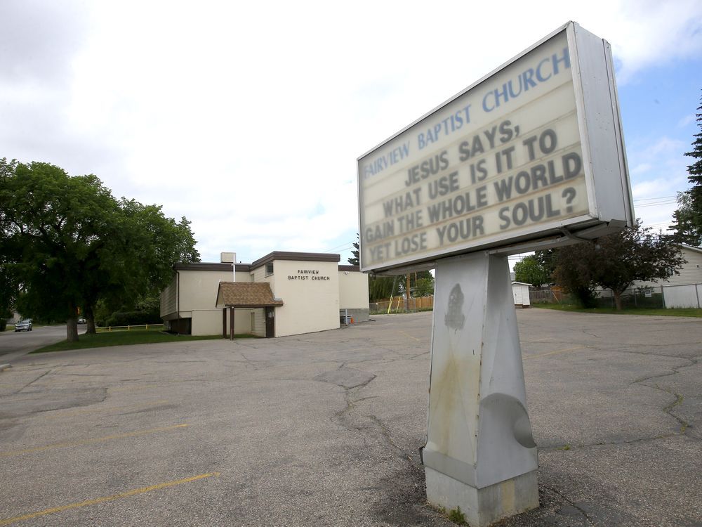 AHS closes Fairview Baptist Church for defying public health orders ...