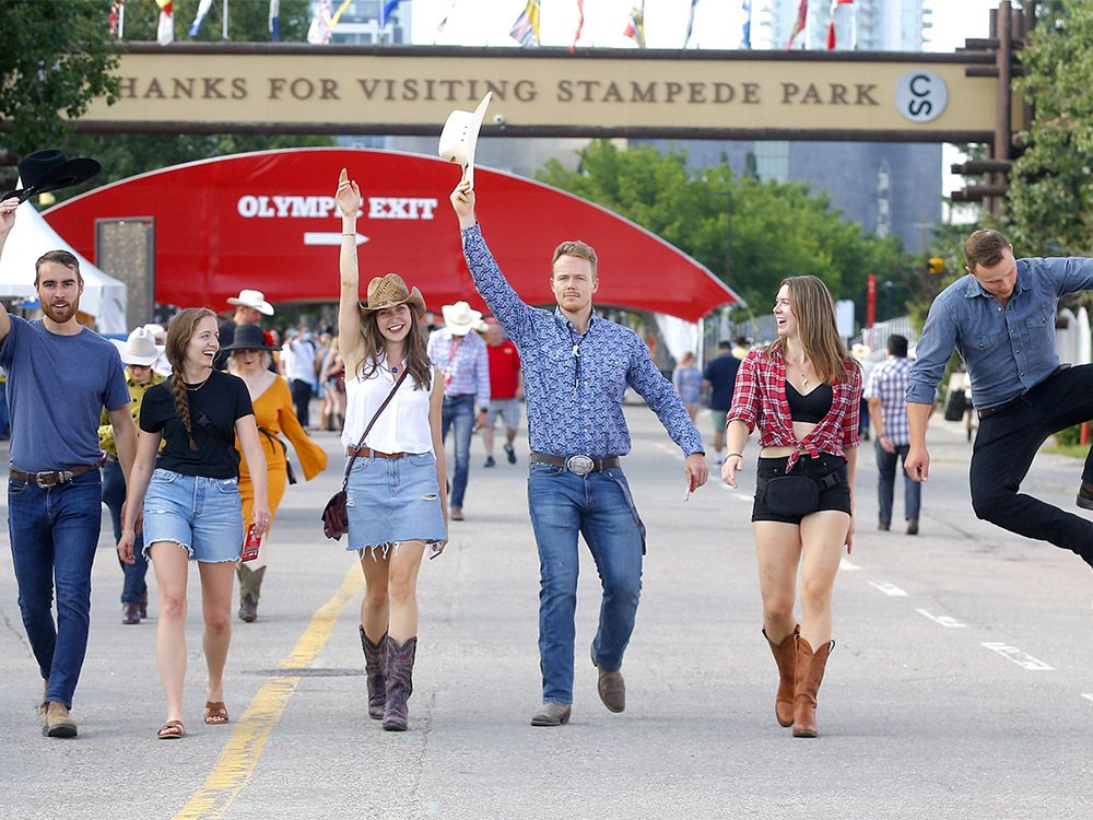 Crowds drawn to Calgary Stampede's Sneak-a-Peek evening | Calgary Herald