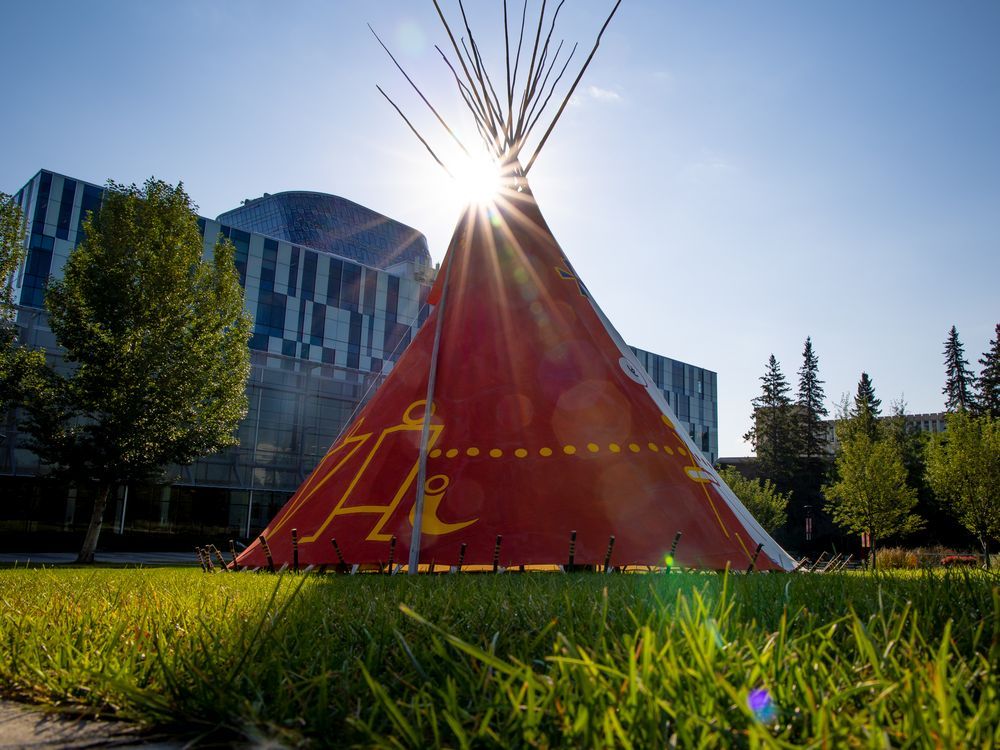University of Calgary reviews fourth year of Indigenous Strategy ...