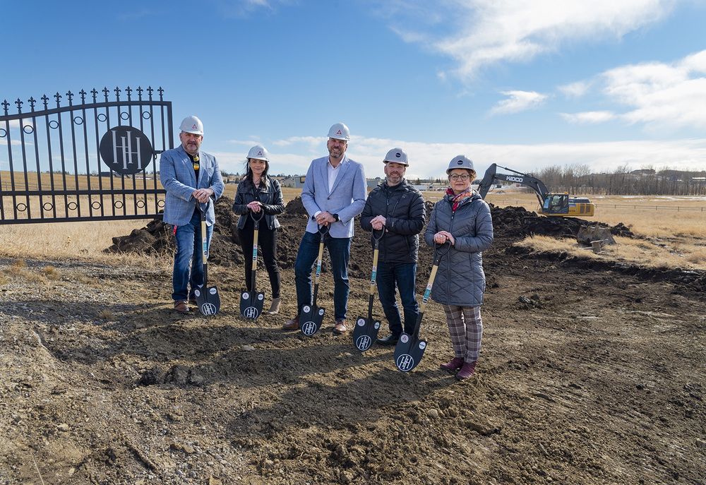 Hamilton Heights offers ultra-estate homes on gated lots | Calgary Herald