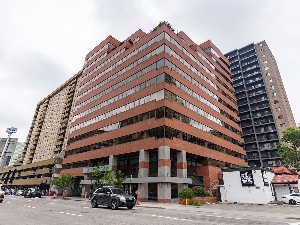 More downtown Calgary buildings to be converted into residences ...