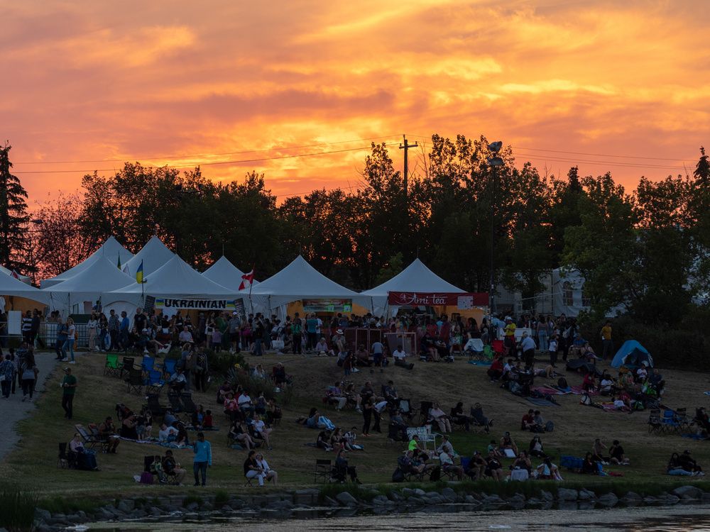 GlobalFest off to a colourful start | Calgary Herald